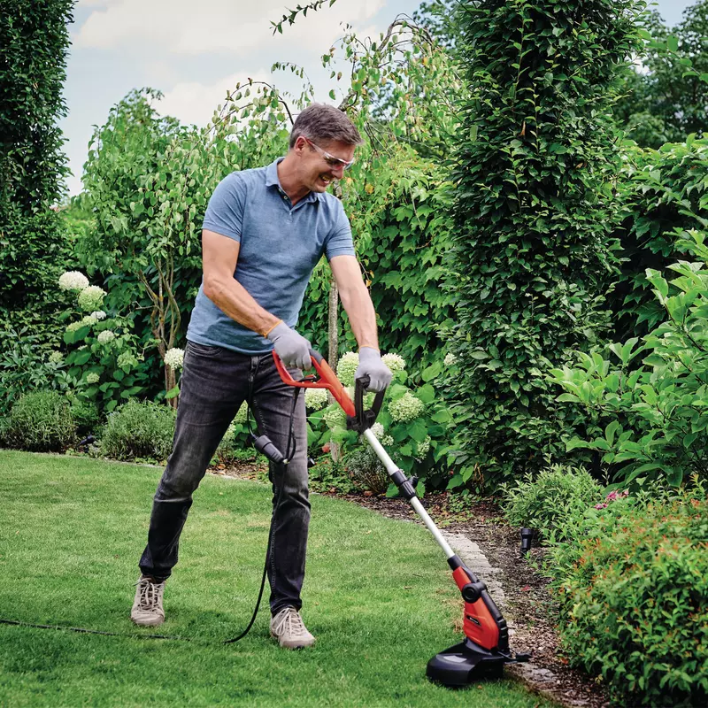 Electric lawn clippers store
